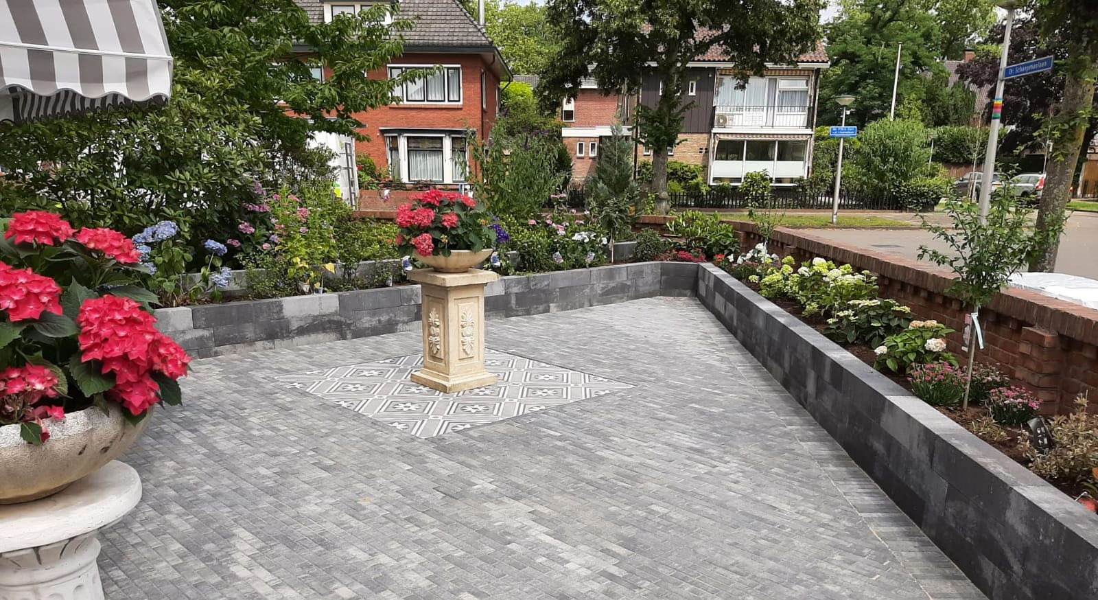 Tuin bestrating - Bjorn Tuin & Hekwerken